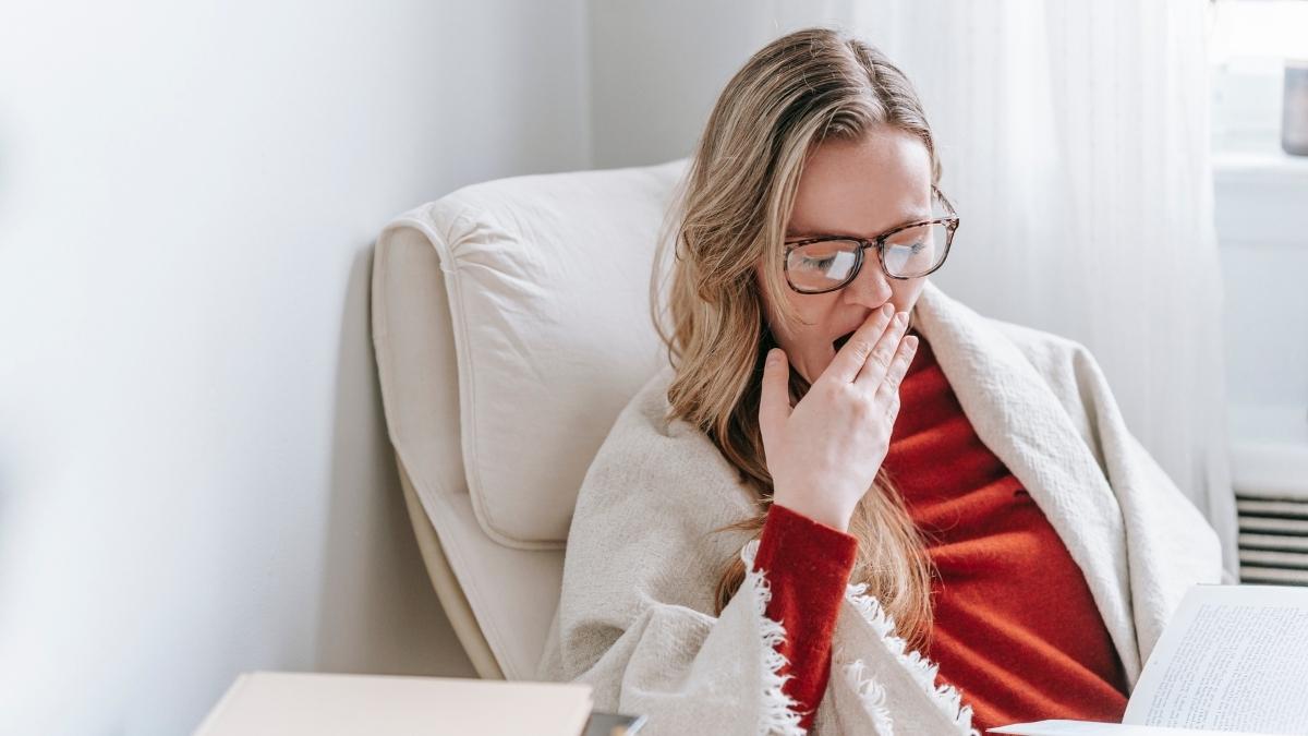 Trouble sleeping? Read our top 5 tips for falling asleep. - Ronald ...